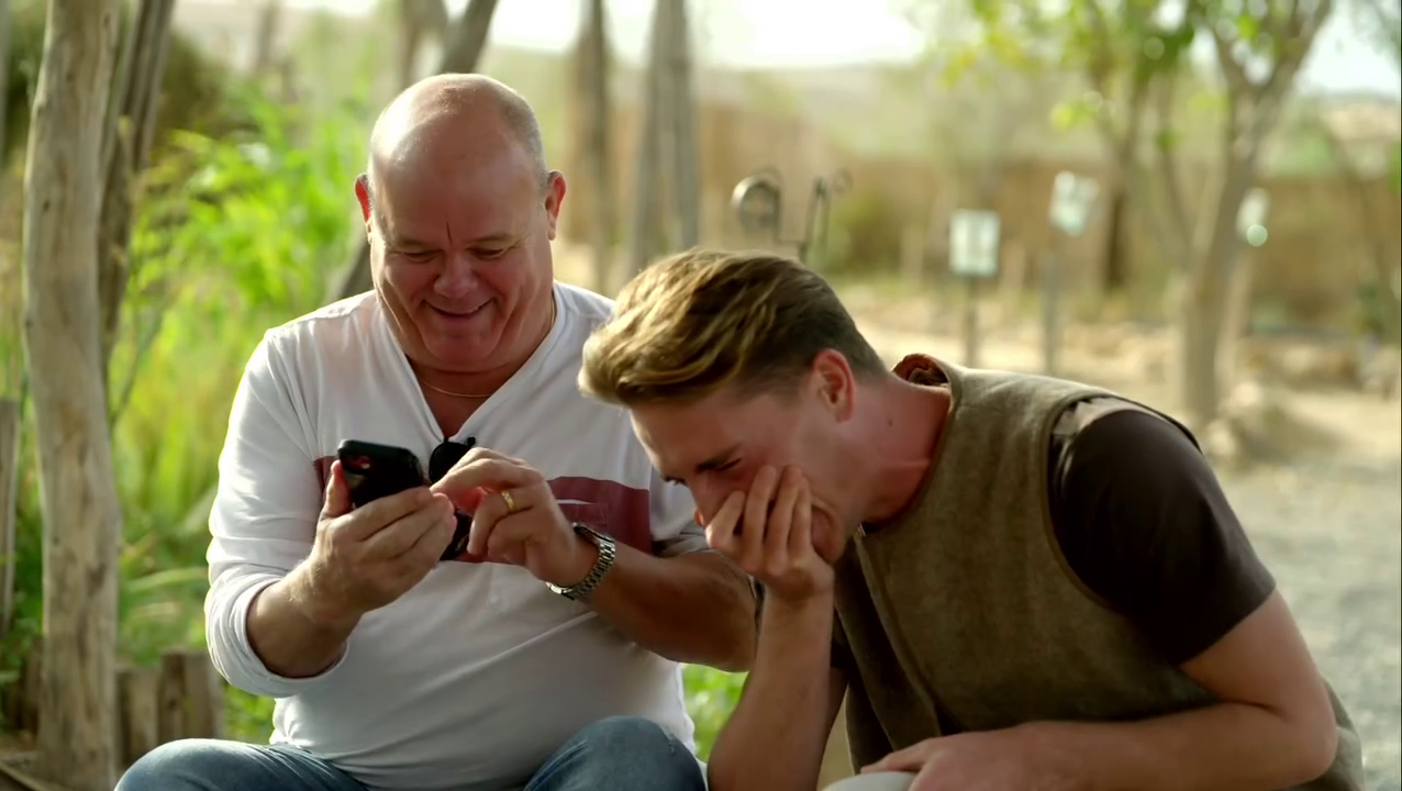 Paul de Leeuw - Officiële website